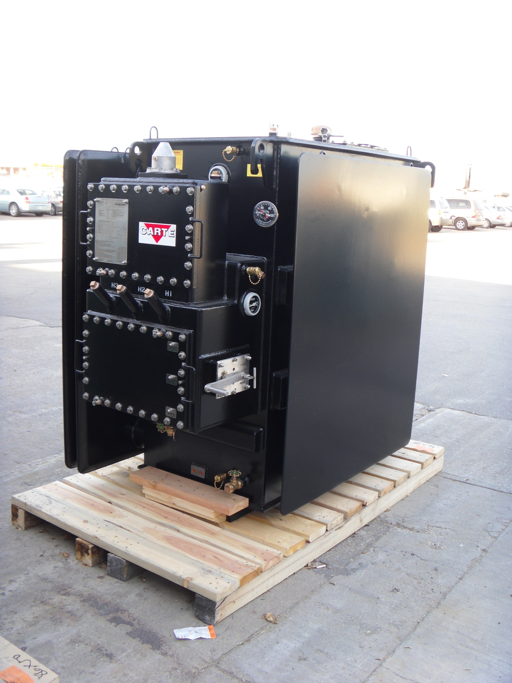 Three Phase Network Transformers | Carte International Inc.